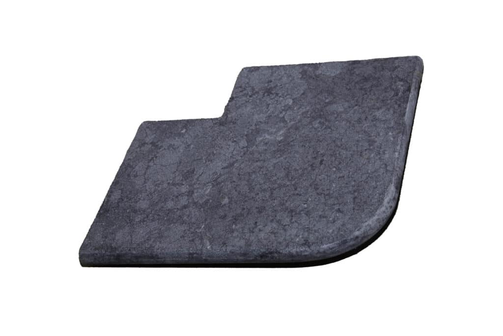 Angle Sortant Royal Black 1/2 Rond 45x45x3,2 Cm | Mineral Home